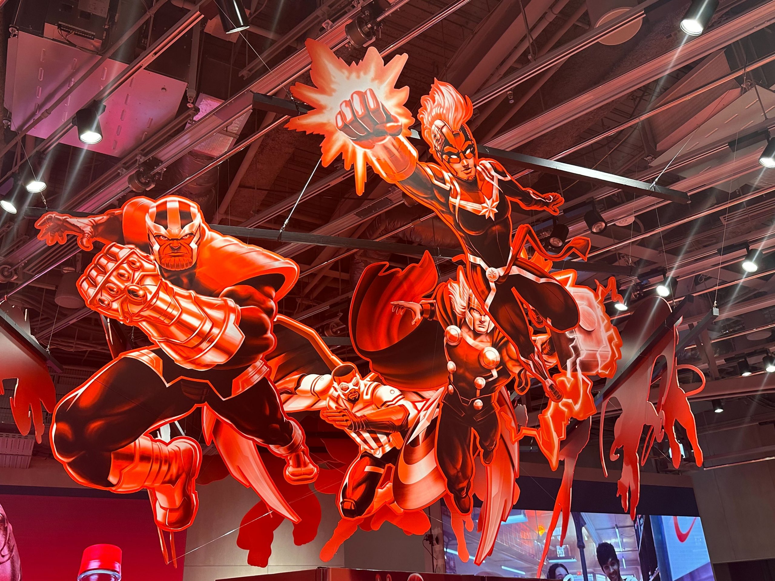 GW後半は渋谷にアッセンブル！ 推しヒーロー活動がはかどる「コカ・コーラ×マーベル」イベント開催中 ｜ ガジェット通信 GetNews